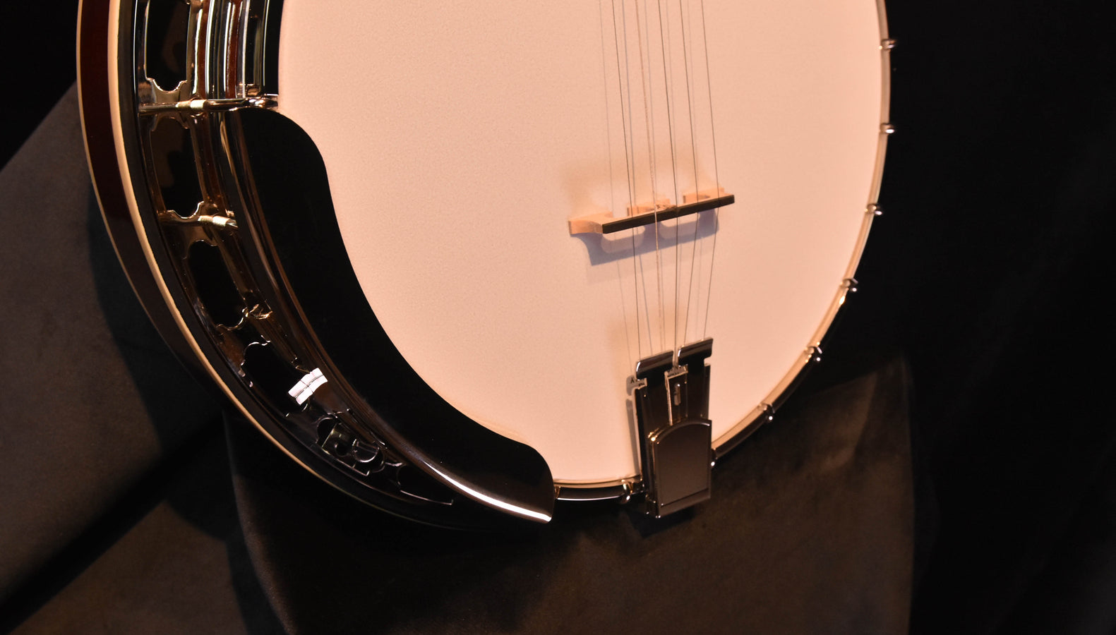 Gold Tone OB-3 Mastertone "Twanger" Five String Banjo