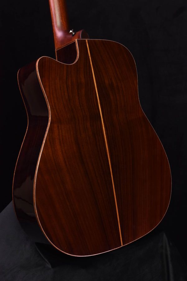 Yamaha A5R ARE Natural Cutaway Dreadnought Acoustic Guitar