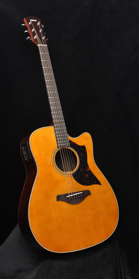 Yamaha A1R VN Acoustic/Electric Guitar