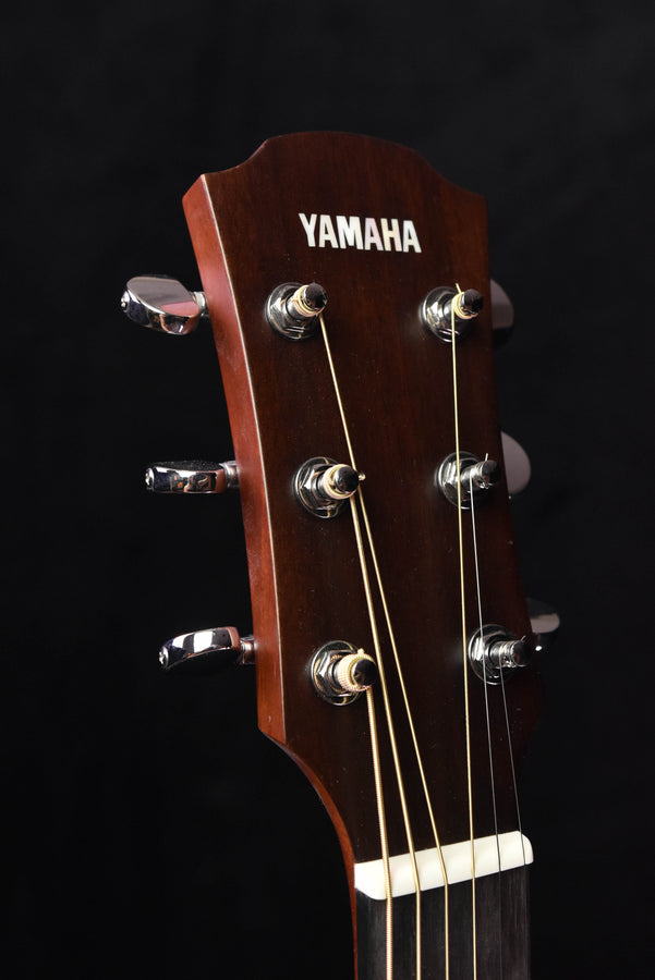 Yamaha A1R VN Acoustic/Electric Guitar