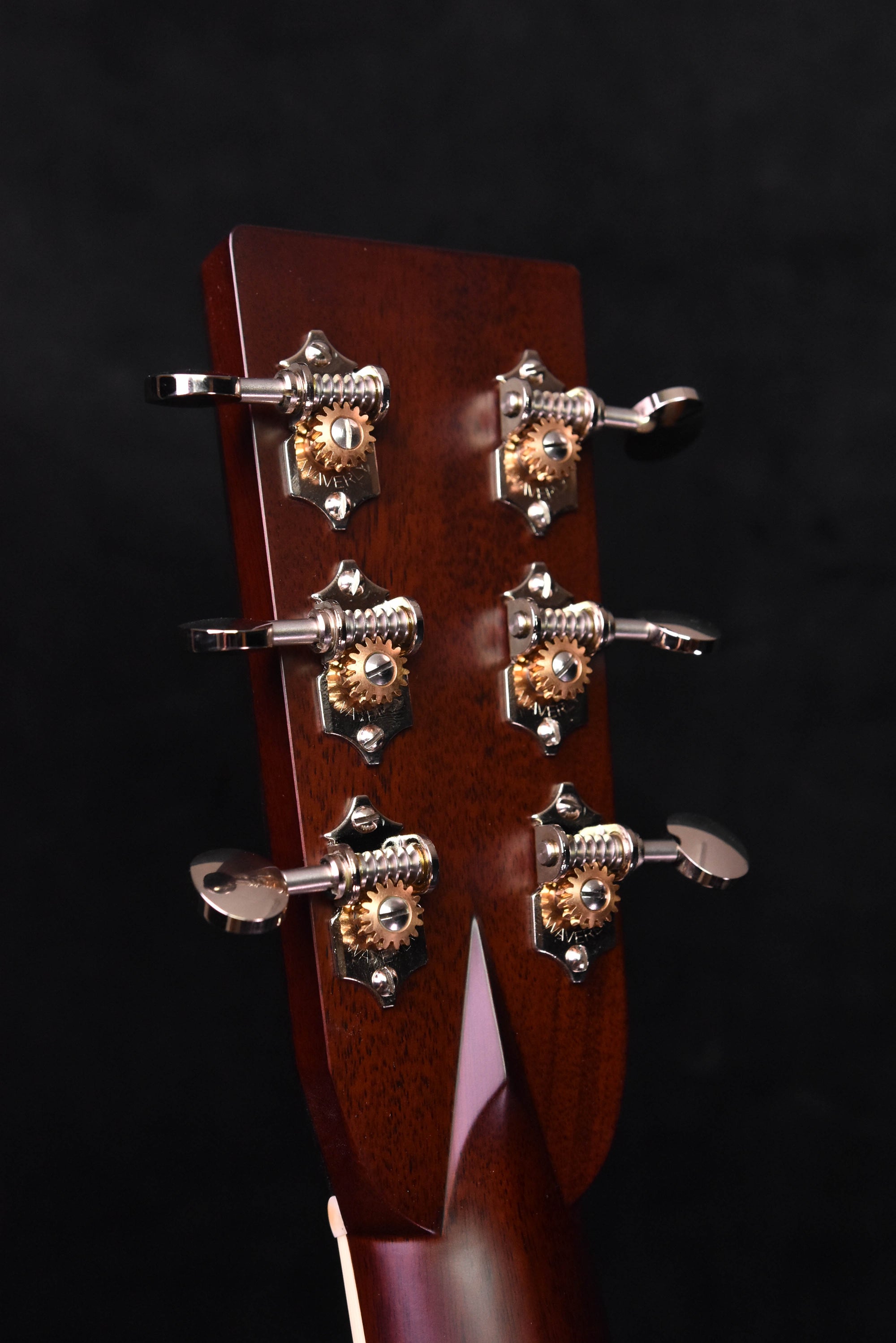 Santa Cruz D Custom Tony Rice Specs- Adirondack Spruce Top, Hide Glue