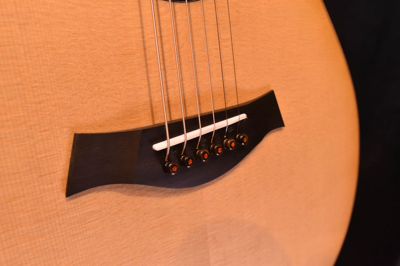 Taylor Custom Quilted Maple/ Lutz Spruce GO Acoustic Elec Guitar