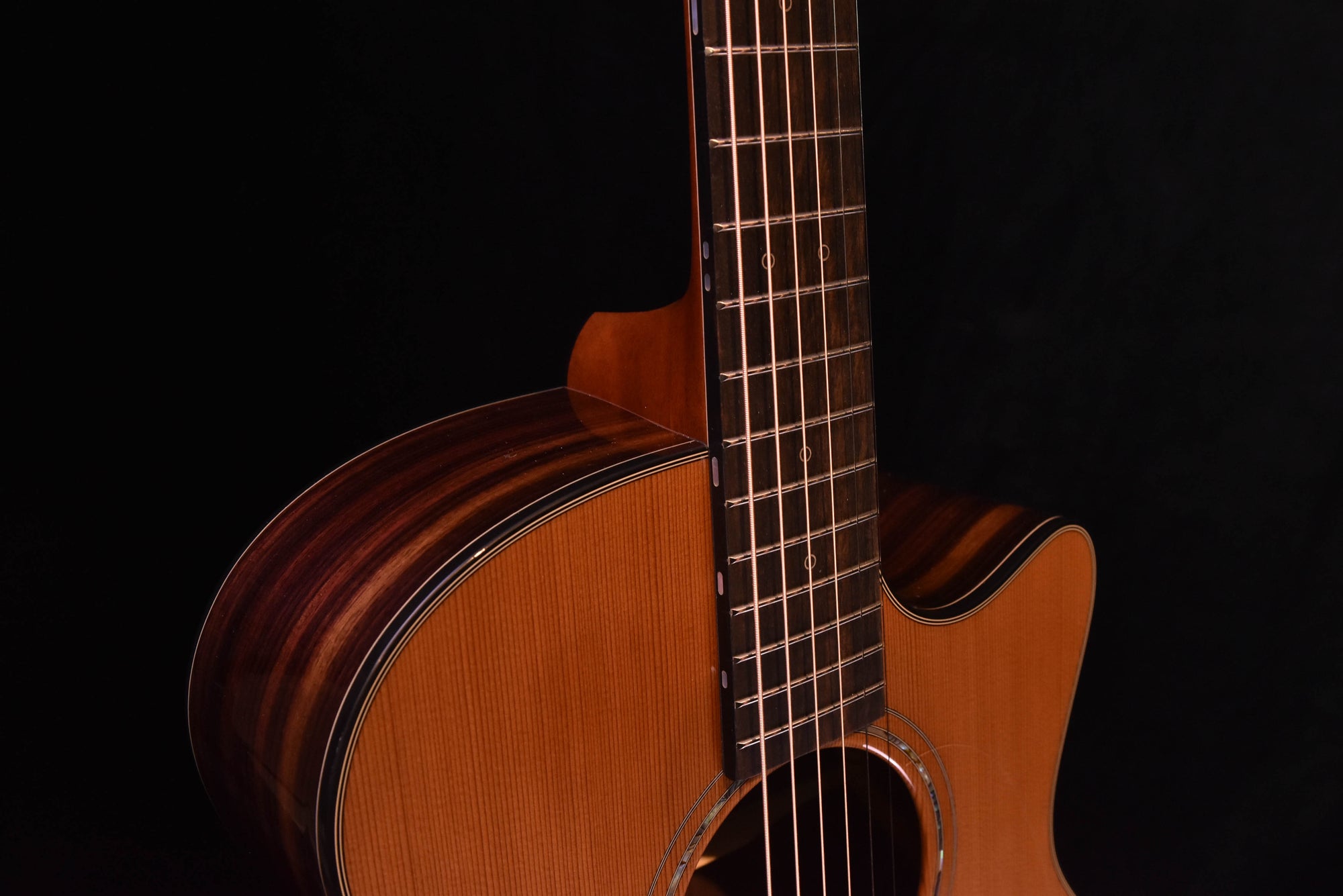 Furch Yellow Deluxe CR Cutaway Cedar/Rosewood, Bevel Duo