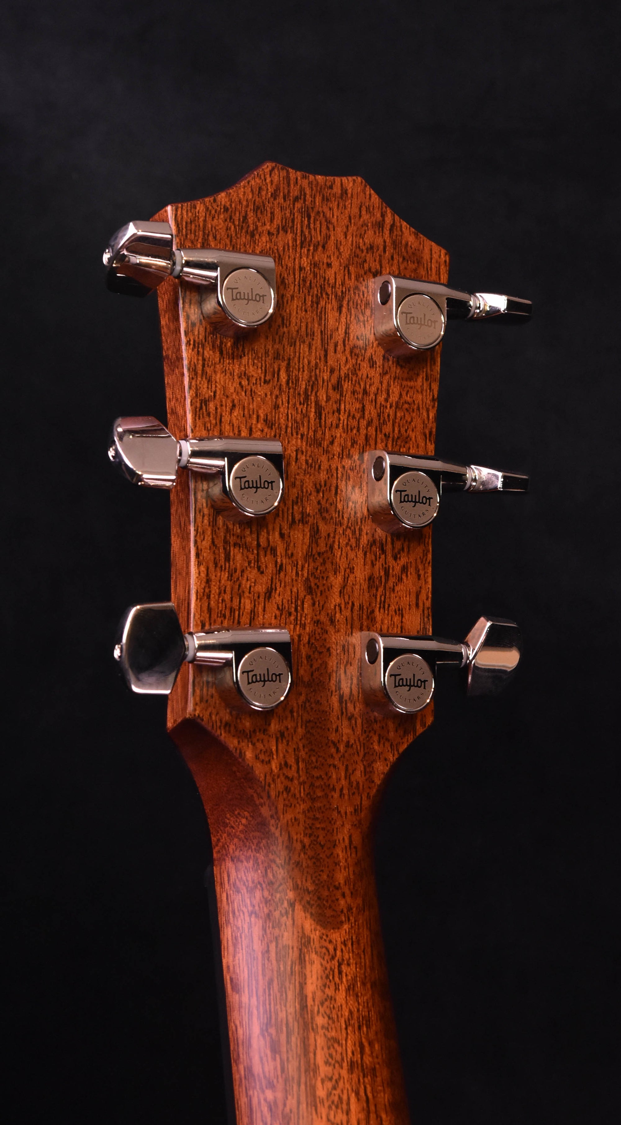 Taylor 417e-R Tobacco Sunburst acoustic electric guitar