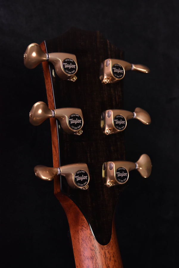 Taylor 914CE Sunburst Acoustic Electric Cutaway Guitar